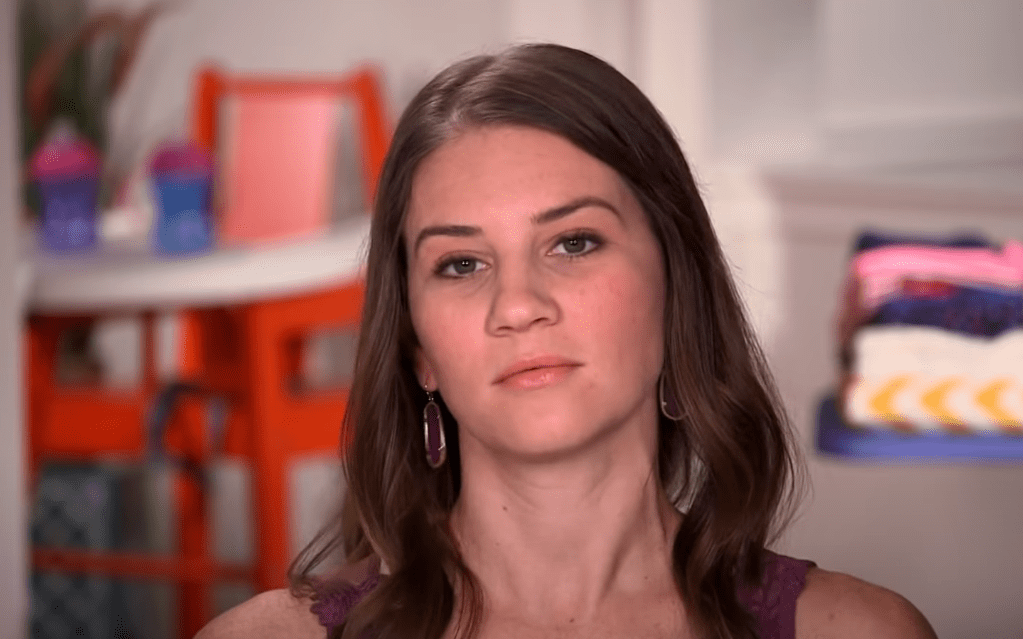 OutDaughtered: Danielle Busby Looks Amazing In The Beach Photos