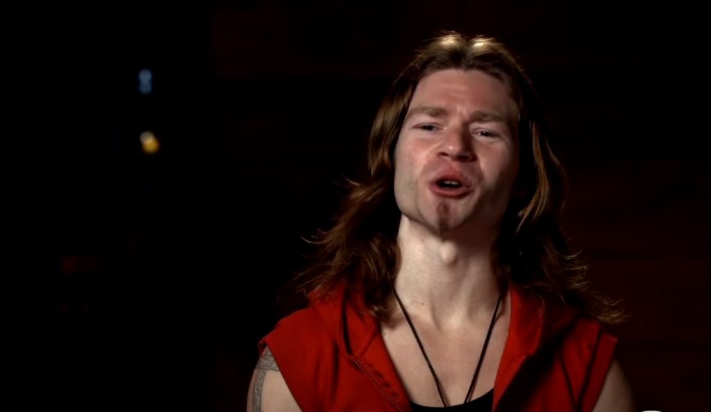 Alaskan Bush People: Bear Brown And Raiven Adams Make A Go Of Things