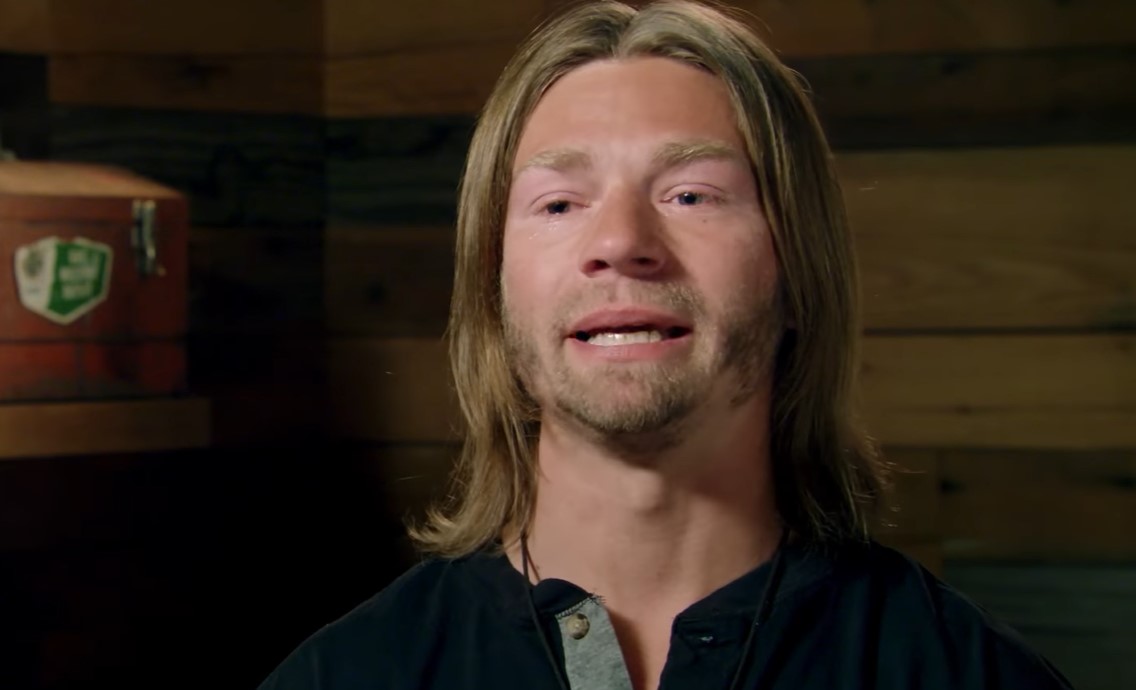 Alaskan Bush People: Bear Brown Seems Thrilled Wirh His New Nephew