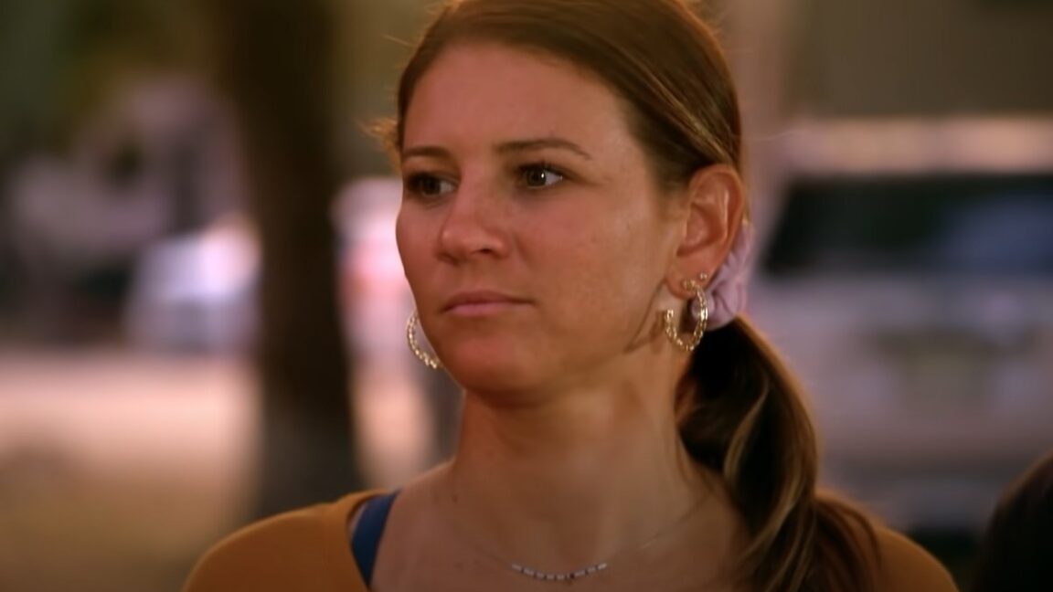 Sister Wives: Drama Amplifies as Three of Kody Brown's Wives Leave ...