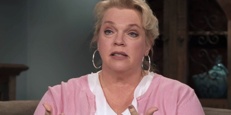 90 Day Fiance: Paola Mayfield Splits From Husband Russ? - The World ...