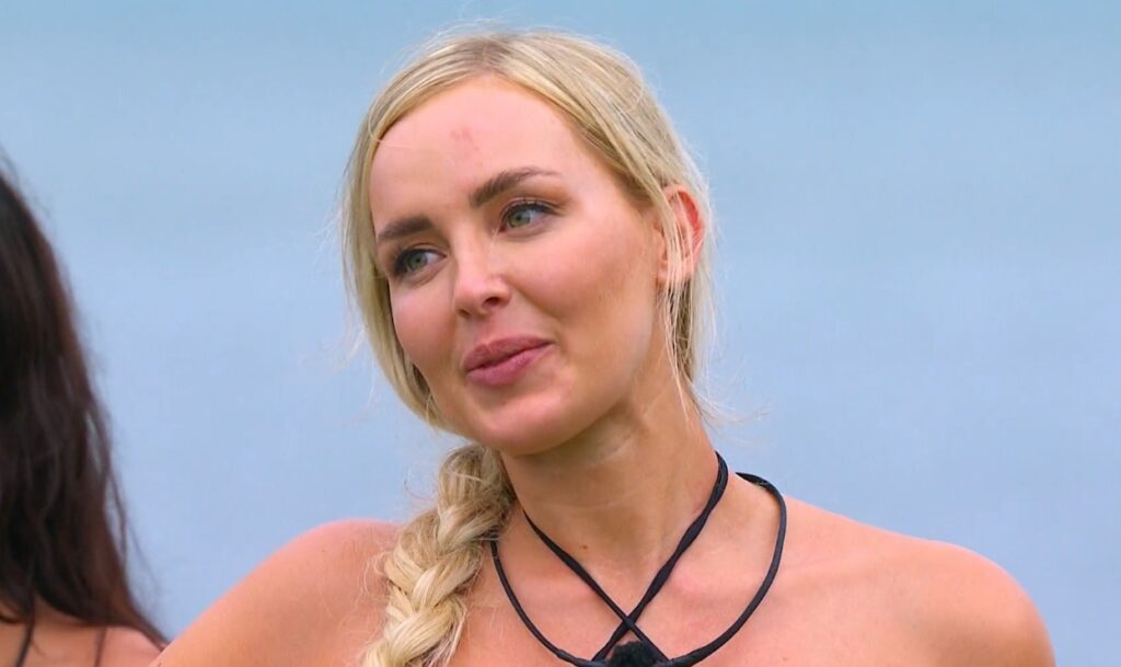 Spit Scandal Erupts on 'Love Island Games' - Fans Outrage as Steph Blackos Exits Over Lisa Celander