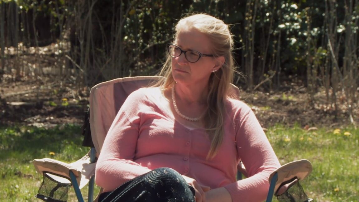 Sister Wives: Christine Brown Flaunts Stunning Body Transformation in ...