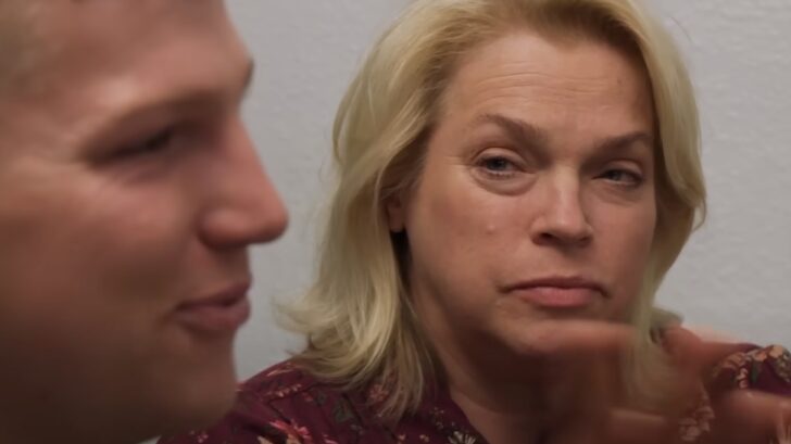 Sister Wives: Janelle Brown Onscreen is Different From Real Life