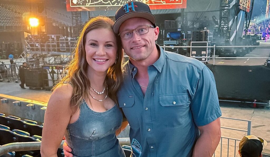 OutDaughtered Stars Danielle Busby and Adam Busby Blow Off Steam In Las ...