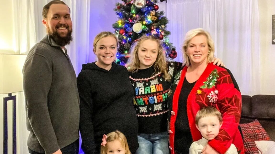 Janelle Brown’s New Life After Tragedy - Is She Moving to North Carolina?