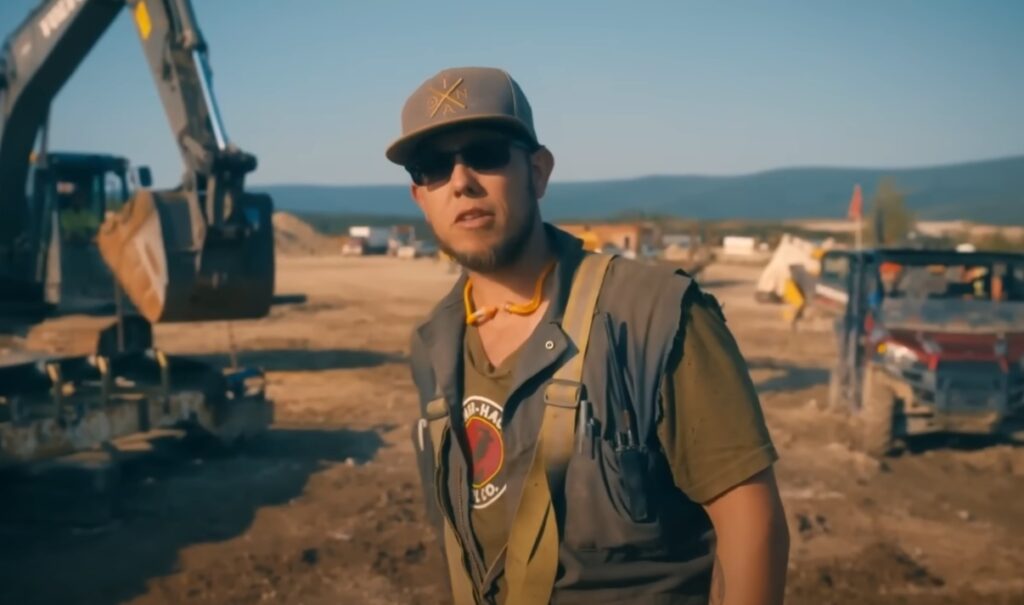 Gold Rush: Kevin Beets Goes All In as Tony Revives 85-Year-Old Dredge ...