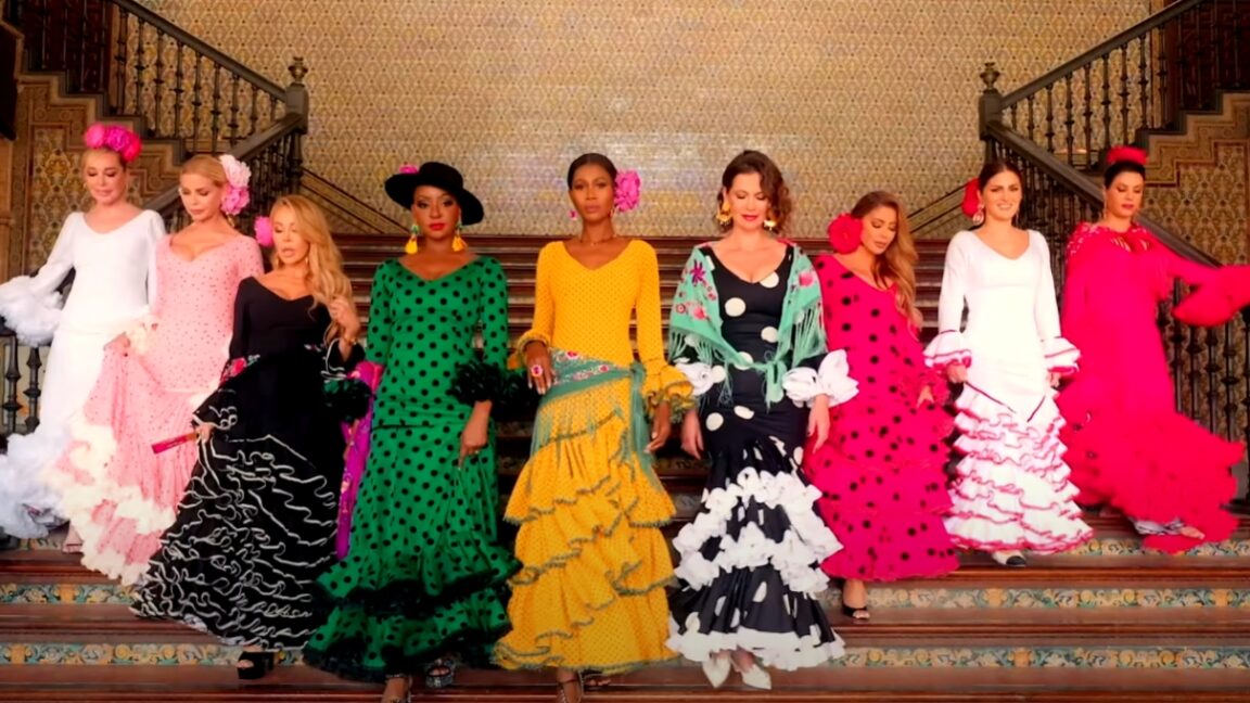 Kourtney Kardashian's Rock Chick Style: Finding Her Own Identity?