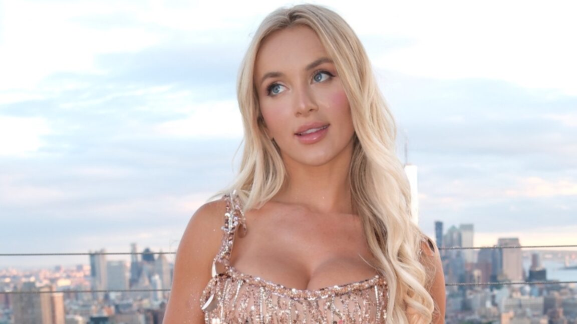 Darcey & Stacey Silva’s Shocking New Surgery Stuns Fans